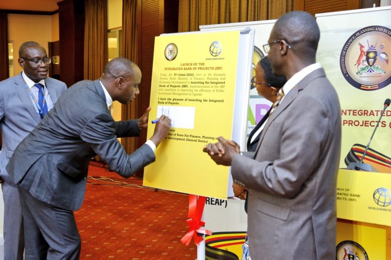 Government Launches Project-Tracking System - presidentialinitiatives.go.ug